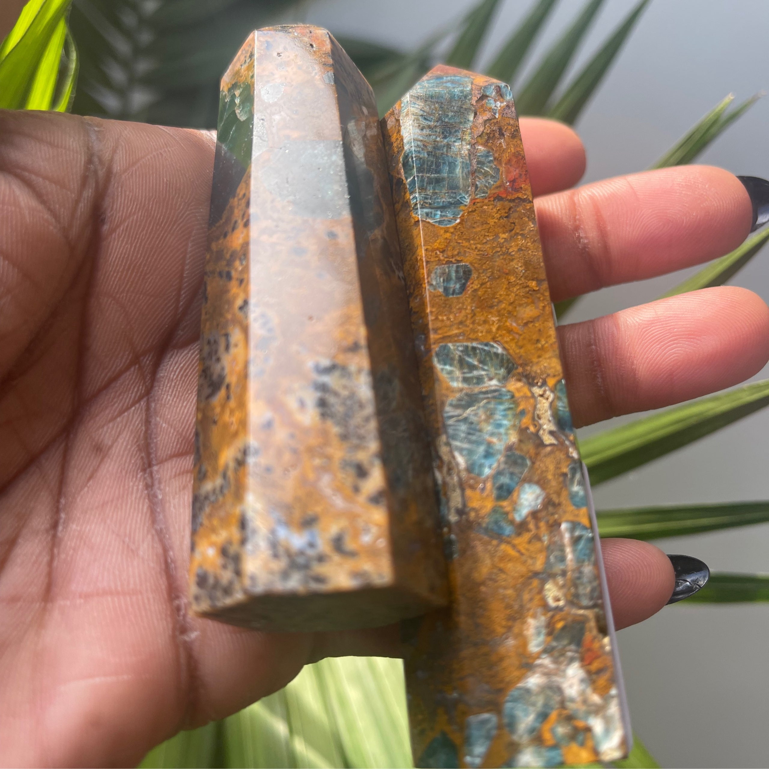 Golden Sunstone tower with Blue Apatite Inclusions | Body, Stone and Soul